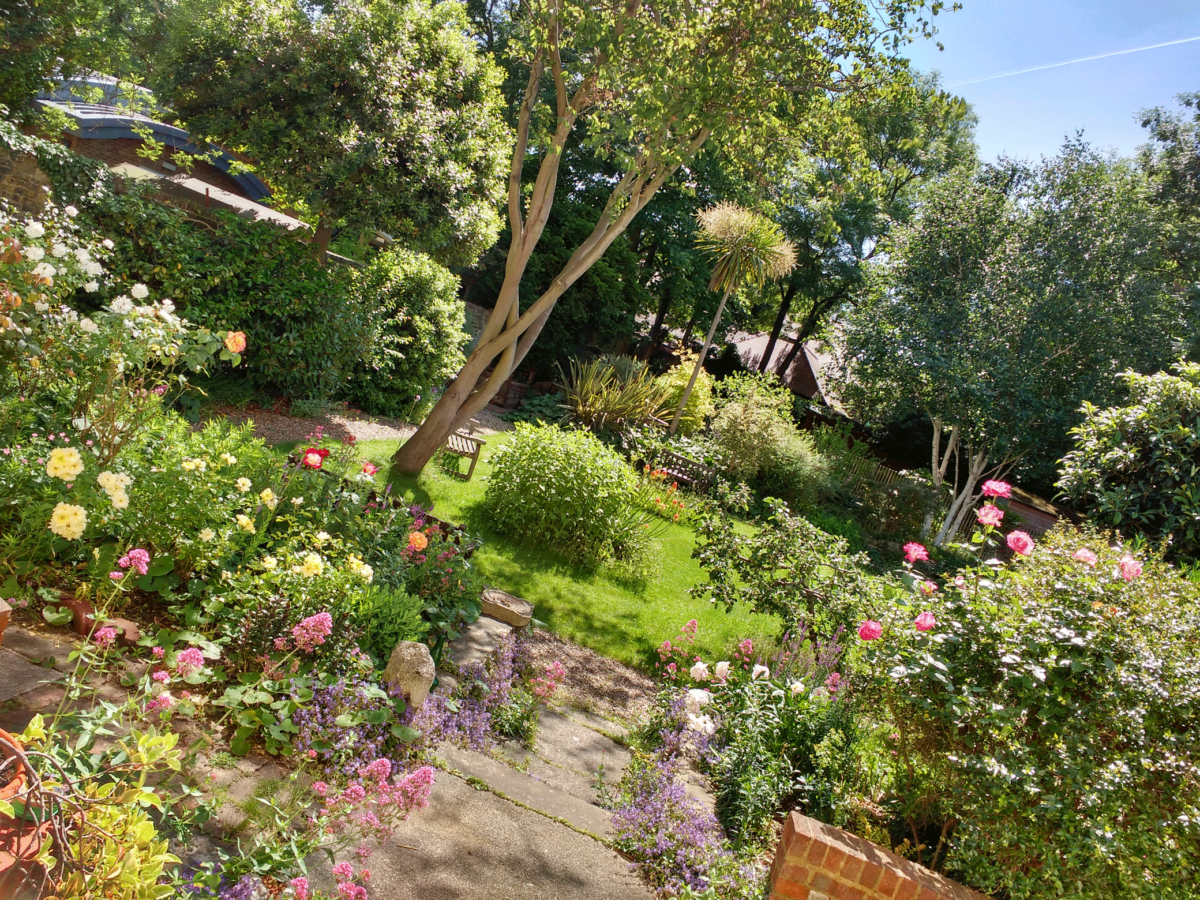 ROOMS – Temple Lodge Club – London